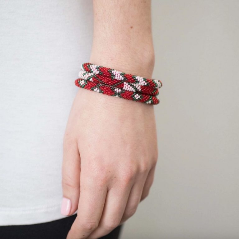 How to Make Alpha Bracelets: A Step-by-Step Guide - Budget Bling Bliss